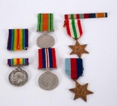 WAR MEDALS | Pricing Guides Dictionary & Values