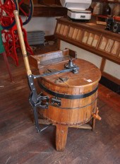 Price guide for ANTIQUE WOOD BARREL WASHING