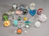 ANTIQUE PAPERWEIGHTS | Pricing Guides Dictionary & Values