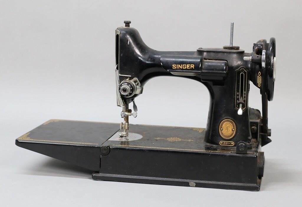 Price guide for SINGER 221 FEATHERWEIGHT SEWING