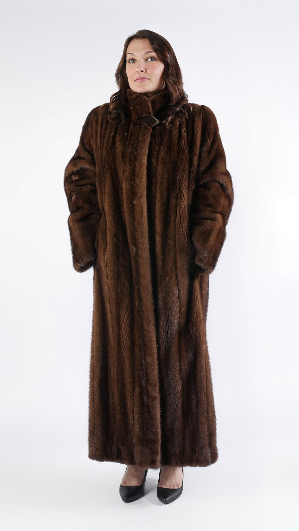Price guide for VINTAGE FULL-LENGTH MINK COAT BY